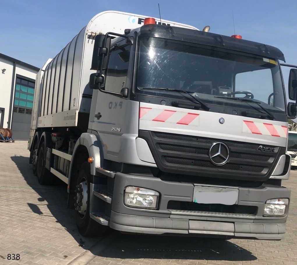 Autoutilitară Gunoieră MERCEDES BENZ AXOR 2528 6x2 Faun Rotopress 520 ...